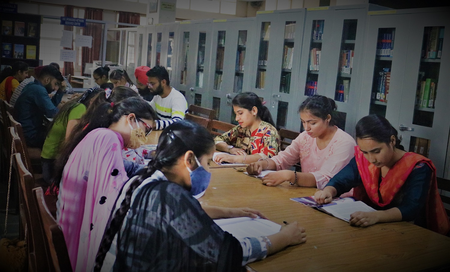SHRI GURU TEG BAHADUR KHALSA COLLEGE